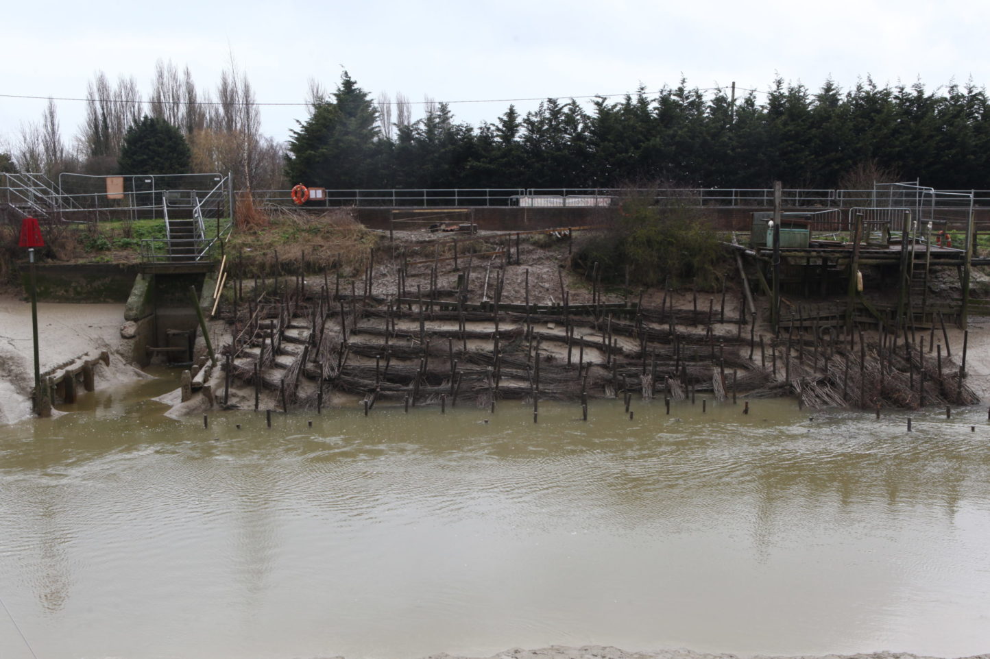 RYE HARBOUR - Crouch Waterfall